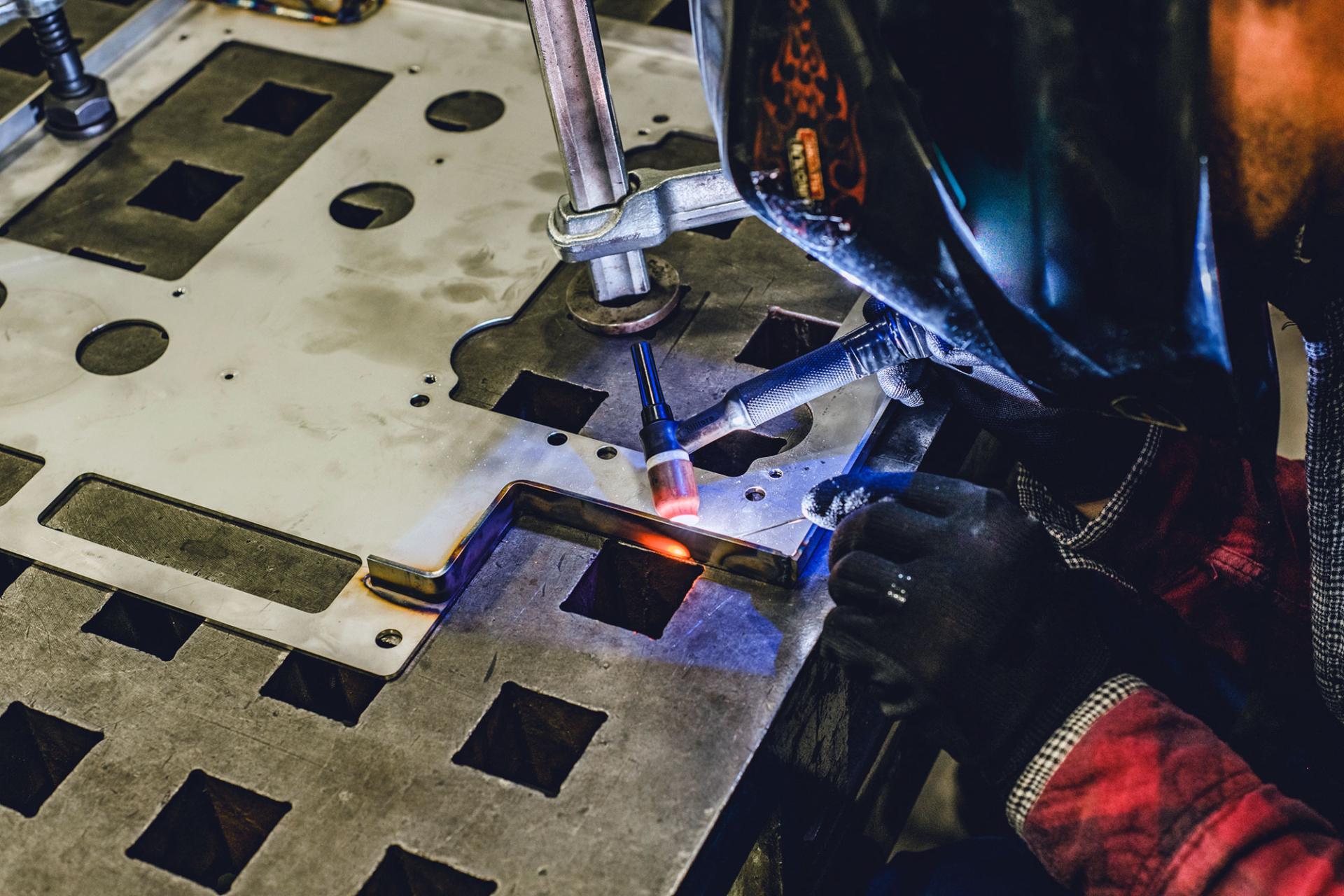 About REL, A World Wide OEM| REL