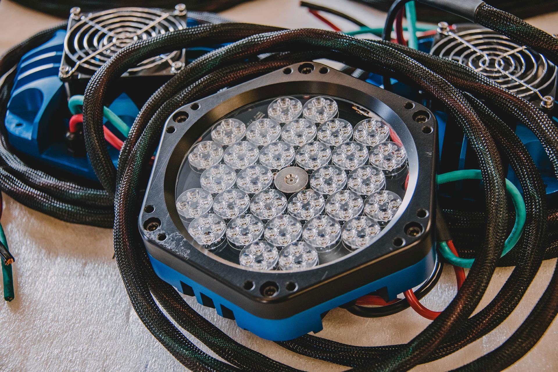 WS3 Visible Spectrum LED Light | REL